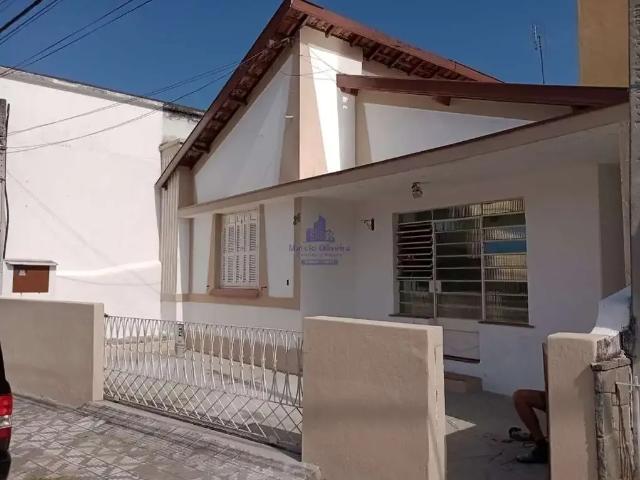 Casa / Sobrado para Locação em Taubaté/SP Alto de São João 2 Quartos