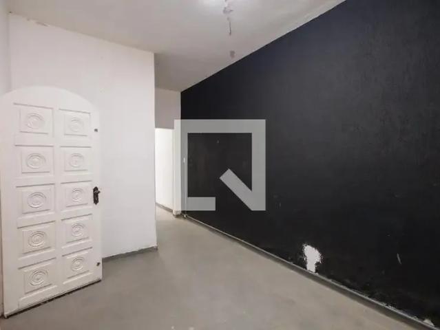 Casa / Sobrado para Locação em Taubaté/SP Alto de São João 4 Quartos