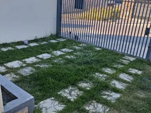 Casa / Sobrado para Locação em Taubaté/SP Areao 3 Quartos