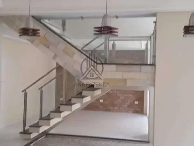 Casa / Sobrado para Locação em Taubaté/SP Campos Elíseos 5 Quartos
