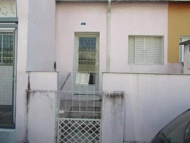 Casa / Sobrado para Locação em Taubaté/SP Centro 1 Quartos