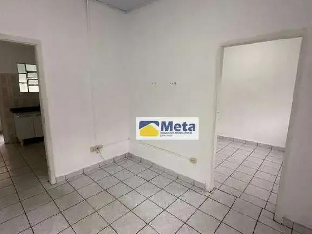 Casa / Sobrado para Locação em Taubaté/SP Centro 2 Quartos