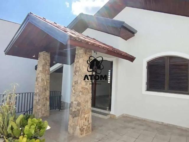 Casa / Sobrado para Locação em Taubaté/SP Centro 3 Quartos