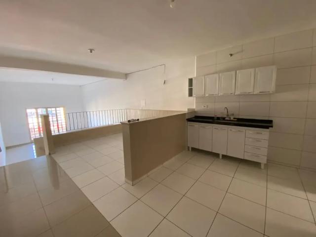 Casa / Sobrado para Locação em Taubaté/SP Centro 3 Quartos
