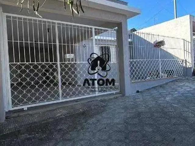 Casa / Sobrado para Locação em Taubaté/SP Chácara Doutor Hipólito 3 Quartos