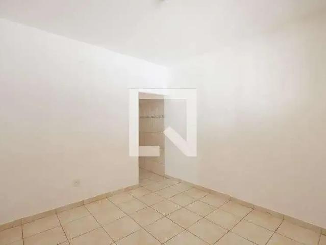 Casa / Sobrado para Locação em Taubaté/SP Independência 2 Quartos
