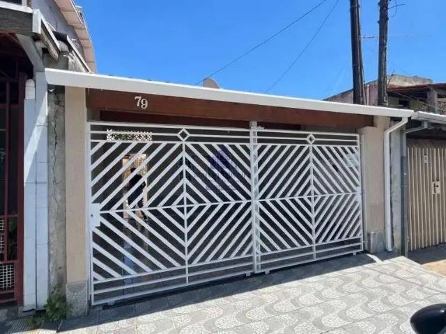 Casa / Sobrado para Locação em Taubaté/SP Jardim das Bandeiras 2 Quartos