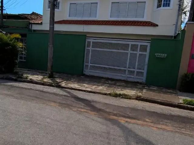 Casa / Sobrado para Locação em Taubaté/SP Jardim das Nações 3 Quartos