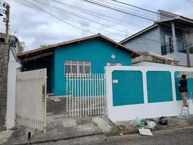 Casa / Sobrado para Locação em Taubaté/SP Jardim Independência 3 Quartos