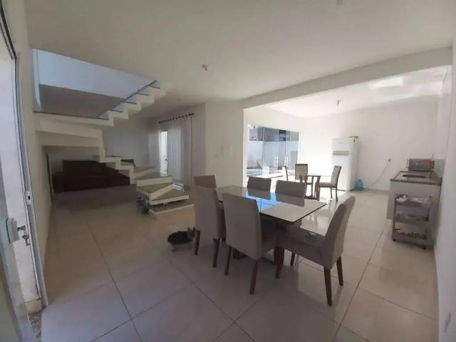 Casa / Sobrado para Locação em Taubaté/SP Jardim Oasis 3 Quartos