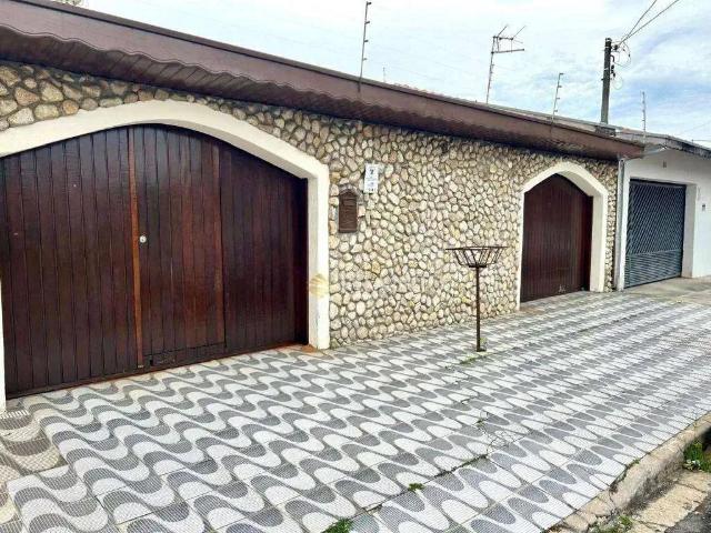 Casa / Sobrado para Locação em Taubaté/SP Quiririm 3 Quartos