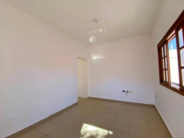 Casa / Sobrado para Locação em Taubaté/SP Residencial Portal da Mantiqueira 3 Quartos
