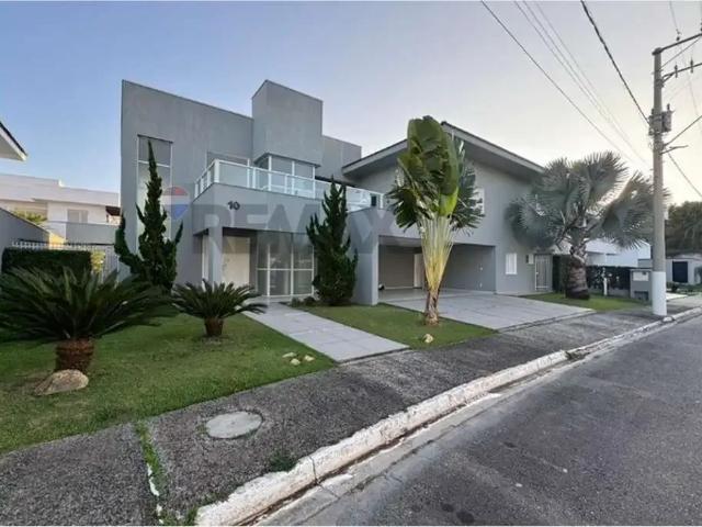 Casa / Sobrado para Locação em Taubaté/SP Vila Costa