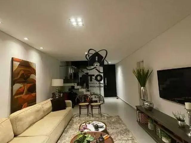 Casa / Sobrado para Locação em Taubaté/SP Vila Costa