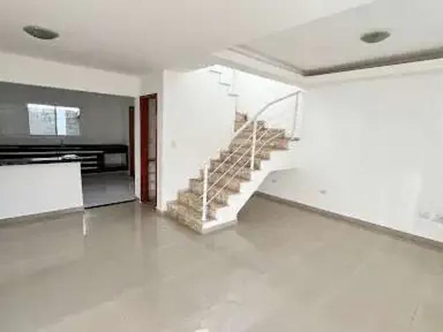 Casa / Sobrado para Locação em Taubaté/SP Vila Areao 3 Quartos