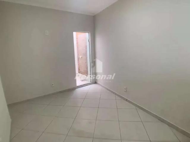 Casa / Sobrado para Locação em Taubaté/SP Vila das Jabuticabeiras 2 Quartos