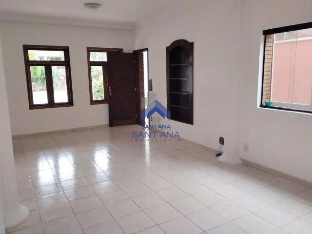 Casa / Sobrado para Locação em Taubaté/SP Vila das Jabuticabeiras 4 Quartos