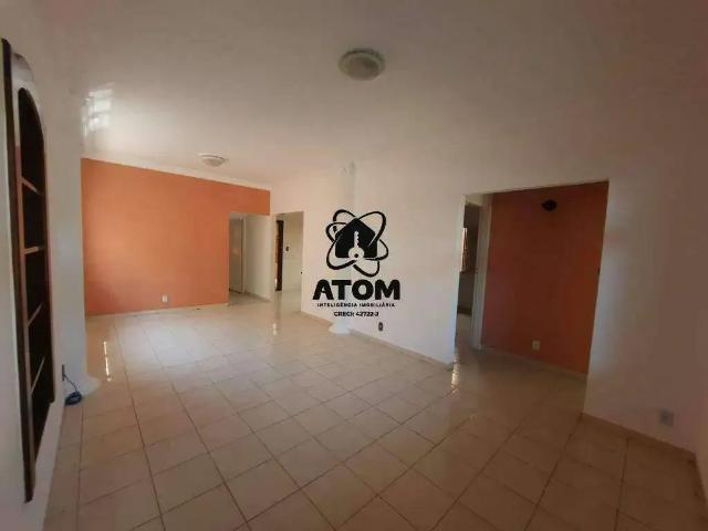 Casa / Sobrado para Locação em Taubaté/SP Vila Jaboticabeira 4 Quartos