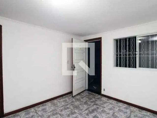 Casa / Sobrado para Locação em Taboão da Serra/SP Chácara Agrindus 1 Quartos