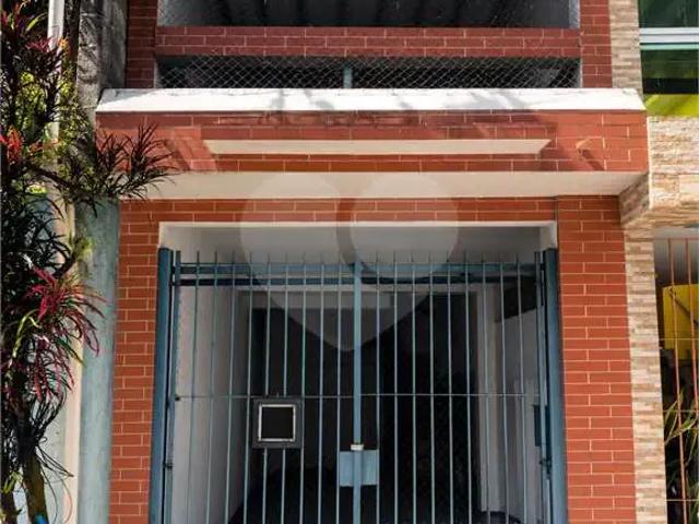 Casa / Sobrado para Locação em Taboão da Serra/SP Cidade Intercap 2 Quartos
