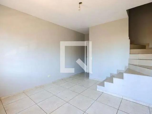 Casa / Sobrado para Locação em Taboão da Serra/SP Cidade Intercap 2 Quartos