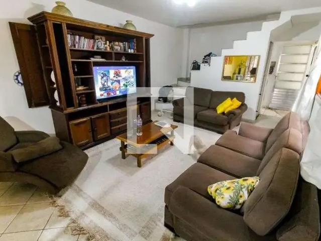 Casa / Sobrado para Locação em Taboão da Serra/SP Cidade Intercap 3 Quartos