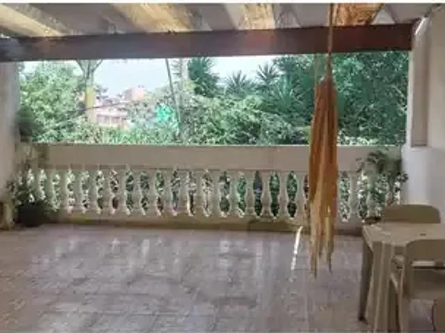 Casa / Sobrado para Locação em Taboão da Serra/SP Arraial Paulista 2 Quartos