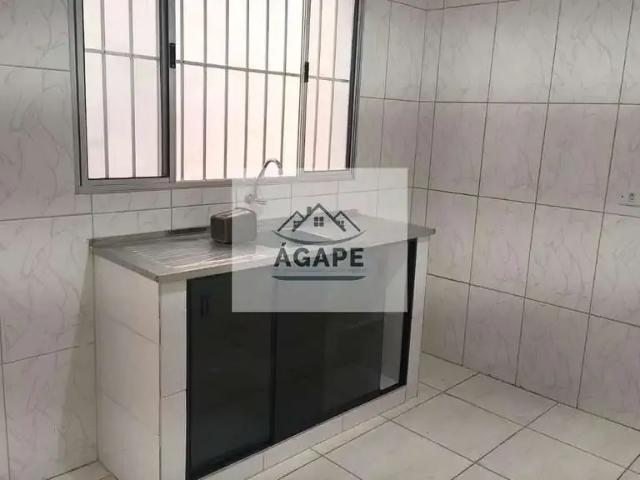 Casa / Sobrado para Locação em Taboão da Serra/SP Jardim Maria Luiza 1 Quartos