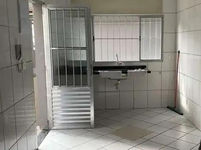 Casa / Sobrado para Locação em Taboão da Serra/SP Jardim Monte Alegre 1 Quartos