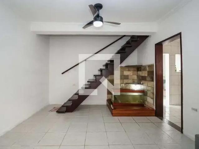 Casa / Sobrado para Locação em Taboão da Serra/SP Jardim Clementino 3 Quartos