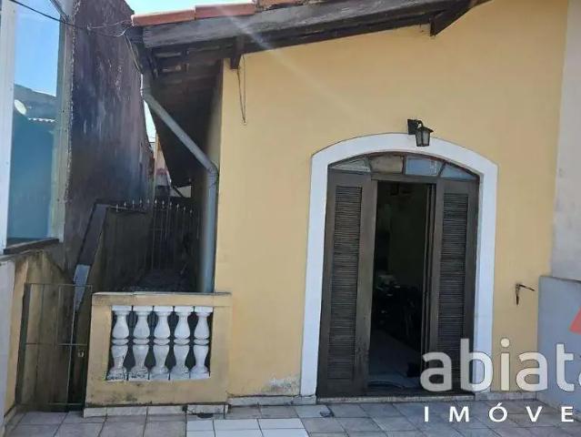 Casa / Sobrado para Locação em Taboão da Serra/SP Parque Pinheiros 2 Quartos