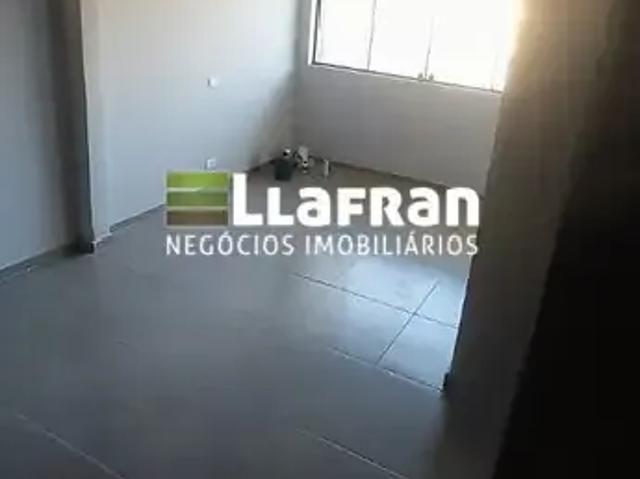 Casa / Sobrado para Locação em Taboão da Serra/SP Parque Pinheiros 2 Quartos