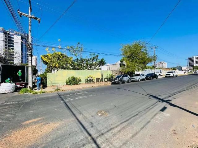 Casa / Sobrado para Locação em Teresina/PI Frei Serafim 4 Quartos