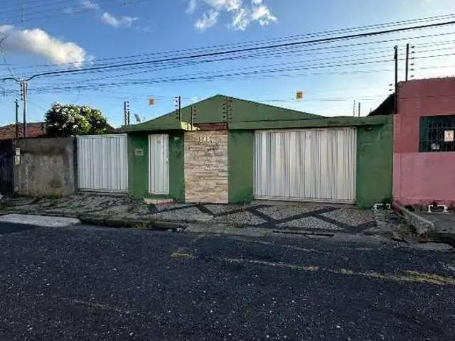 Casa / Sobrado para Locação em Teresina/PI Marquês de Paranaguá 4 Quartos