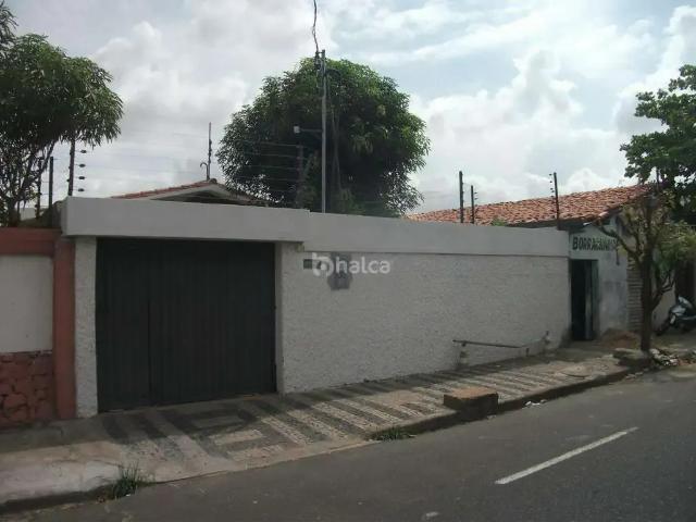 Casa / Sobrado para Locação em Teresina/PI Marquês de Paranaguá 3 Quartos