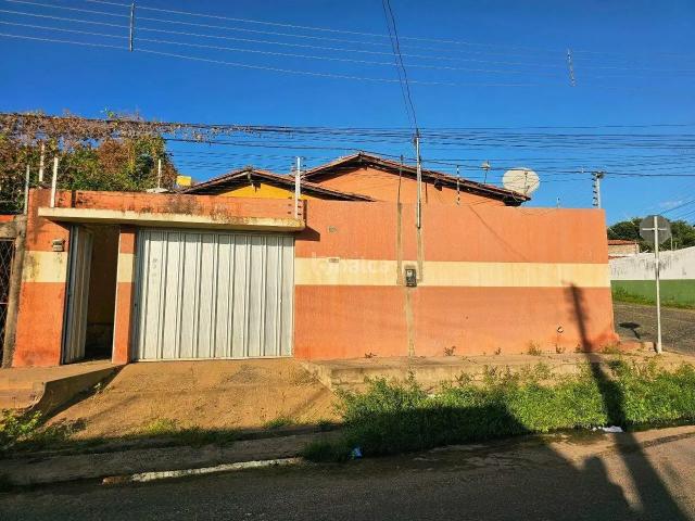 Casa / Sobrado para Locação em Teresina/PI Santo Antônio 4 Quartos