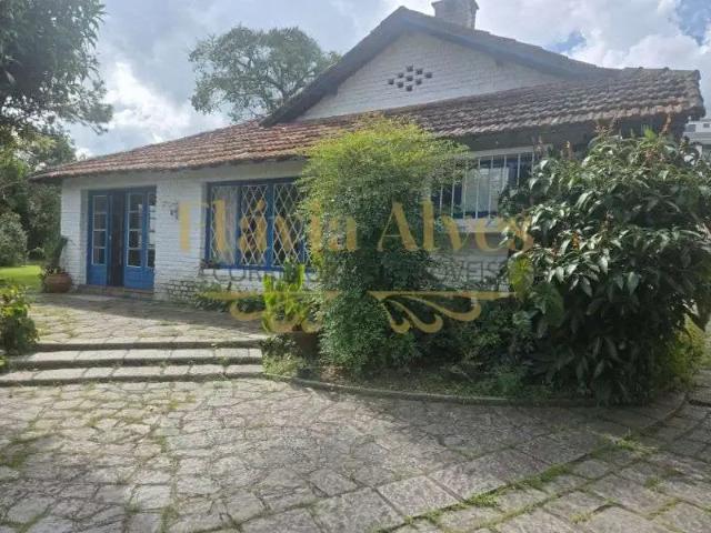 Casa / Sobrado para Locação em Teresópolis/RJ Várzea 3 Quartos