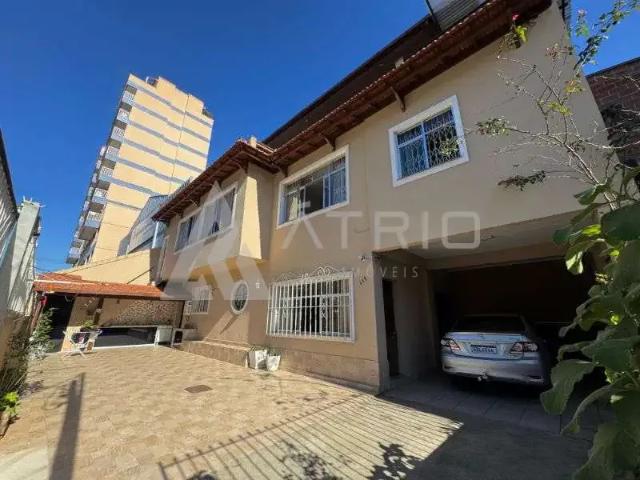 Casa / Sobrado para Locação em Teresópolis/RJ Várzea 3 Quartos