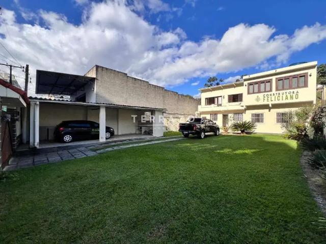 Casa / Sobrado para Locação em Teresópolis/RJ Várzea 10 Quartos