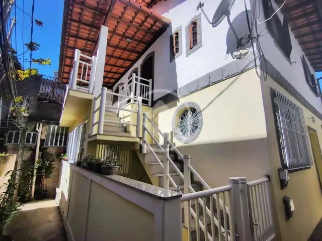 Casa / Sobrado para Locação em Teresópolis/RJ Várzea 2 Quartos