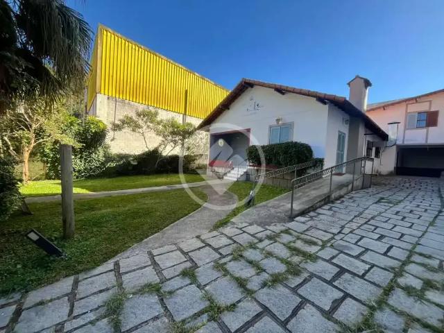 Casa / Sobrado para Locação em Teresópolis/RJ Várzea 2 Quartos