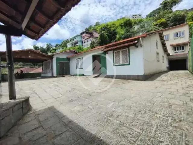 Casa / Sobrado para Locação em Teresópolis/RJ Vila Muqui 10 Quartos