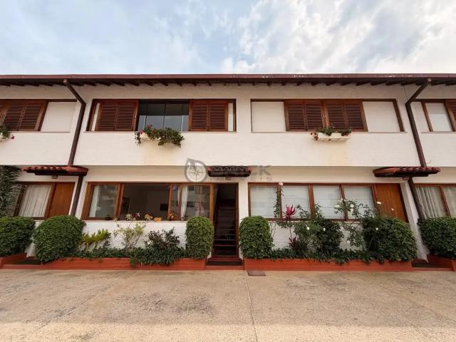 Casa / Sobrado para Locação em Teresópolis/RJ Alto 3 Quartos