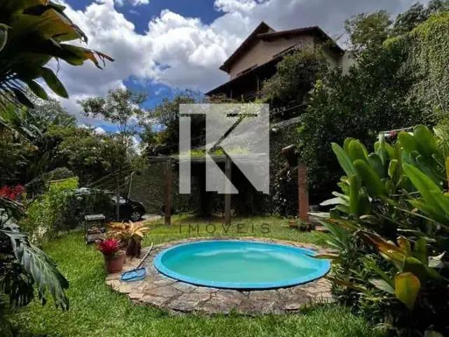 Casa / Sobrado para Locação em Teresópolis/RJ Golfe 4 Quartos