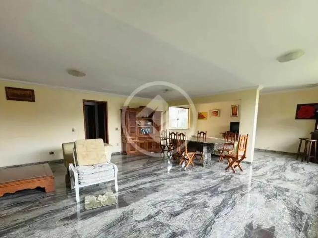 Casa / Sobrado para Locação em Teresópolis/RJ Iucas 9 Quartos