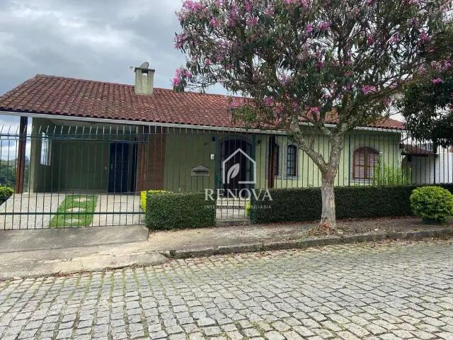 Casa / Sobrado para Locação em Teresópolis/RJ Panorama 5 Quartos