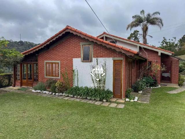 Casa / Sobrado para Locação em Teresópolis/RJ Posse 4 Quartos