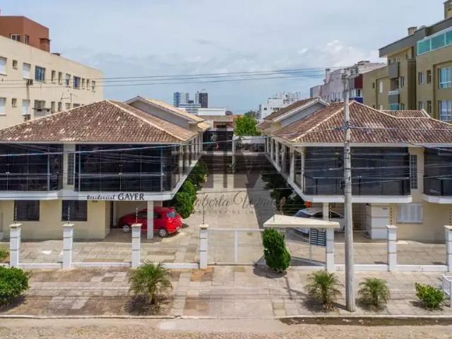Casa / Sobrado para Locação em Tramandaí/RS Centro 3 Quartos