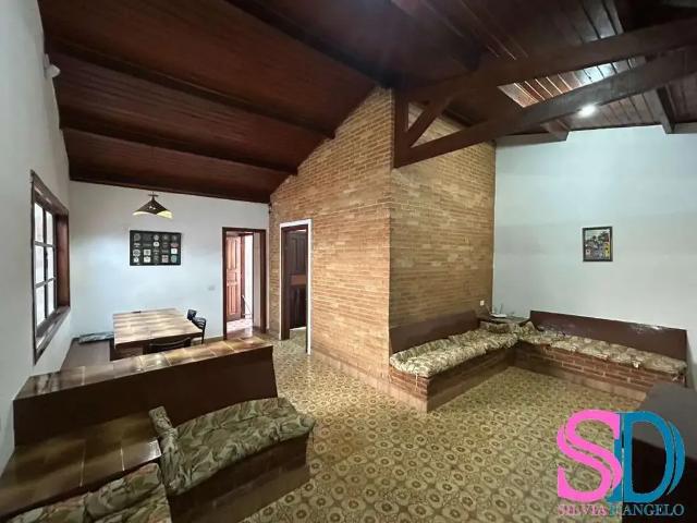Casa / Sobrado para Locação em Ubatuba/SP Barra da Lagoa 4 Quartos