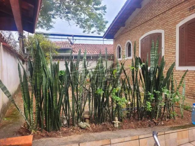Casa / Sobrado para Locação em Ubatuba/SP Centro 5 Quartos